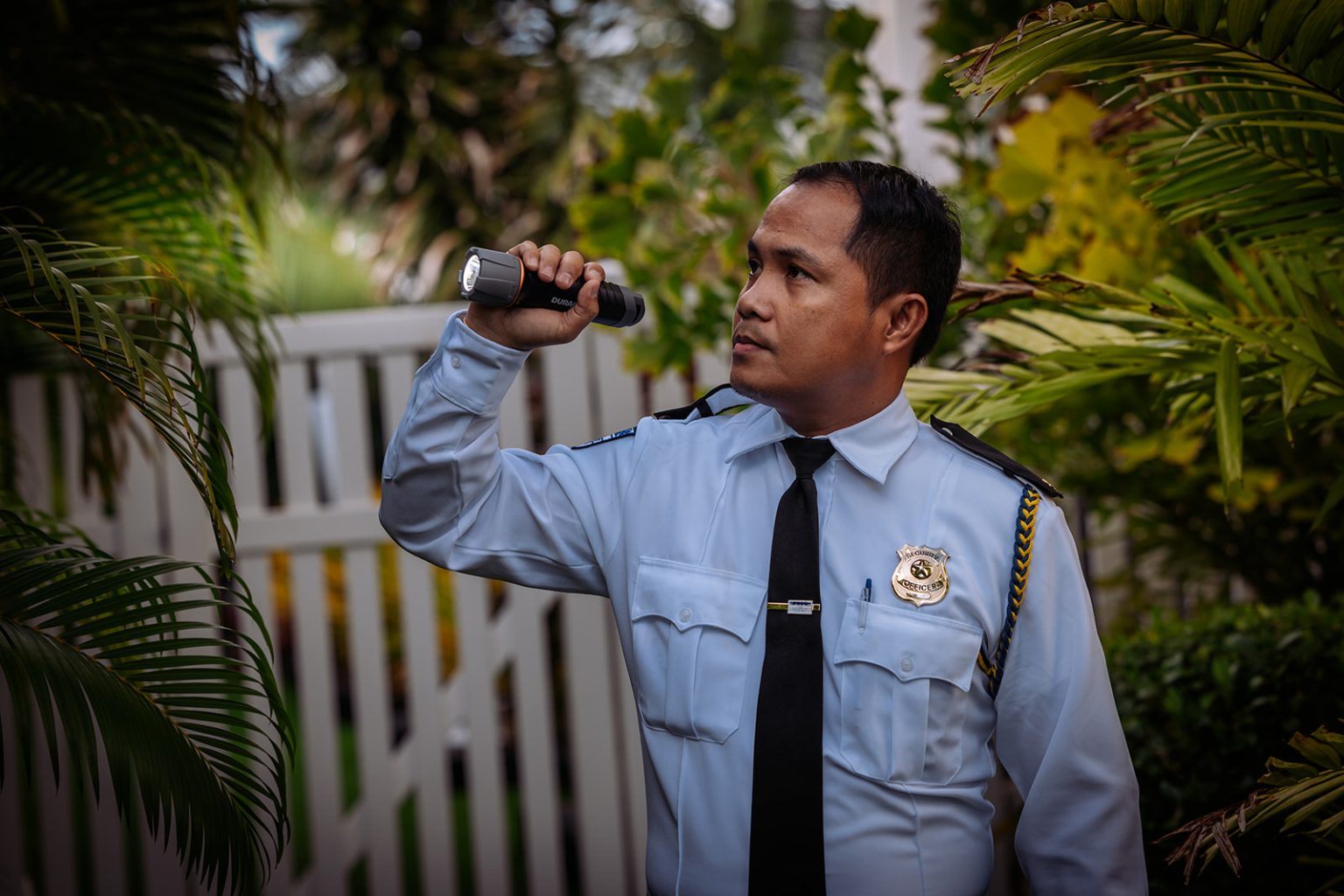 GUARDING SOLUTIONS - The Security Centre